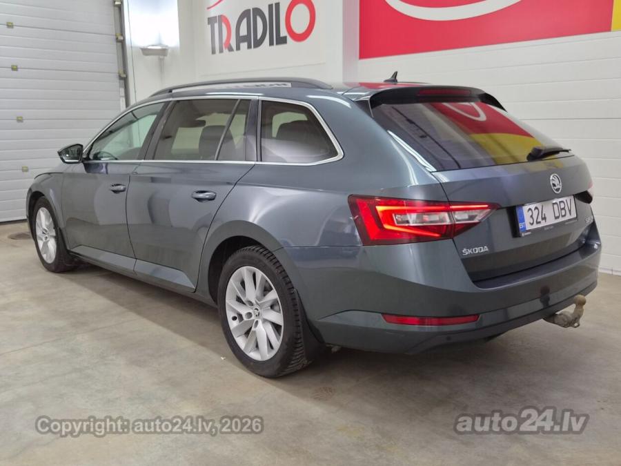 Pelēks Skoda SuperB 2019 Hāpsalu, ar dzinēja tilpumu 2.00 L un nobraukumu 289 tūkst. km par 10900 €, foto 4 vietnē AUTOMOTO.COM.LV