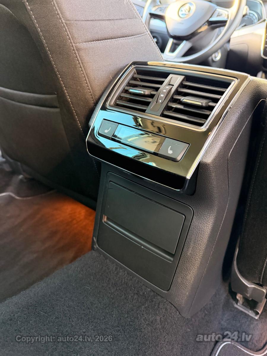 Pelēks Skoda SuperB 2019 Tallina, ar dzinēja tilpumu 1.60 L un nobraukumu 237 tūkst. km par 13500 €, foto 18 vietnē AUTOMOTO.COM.LV