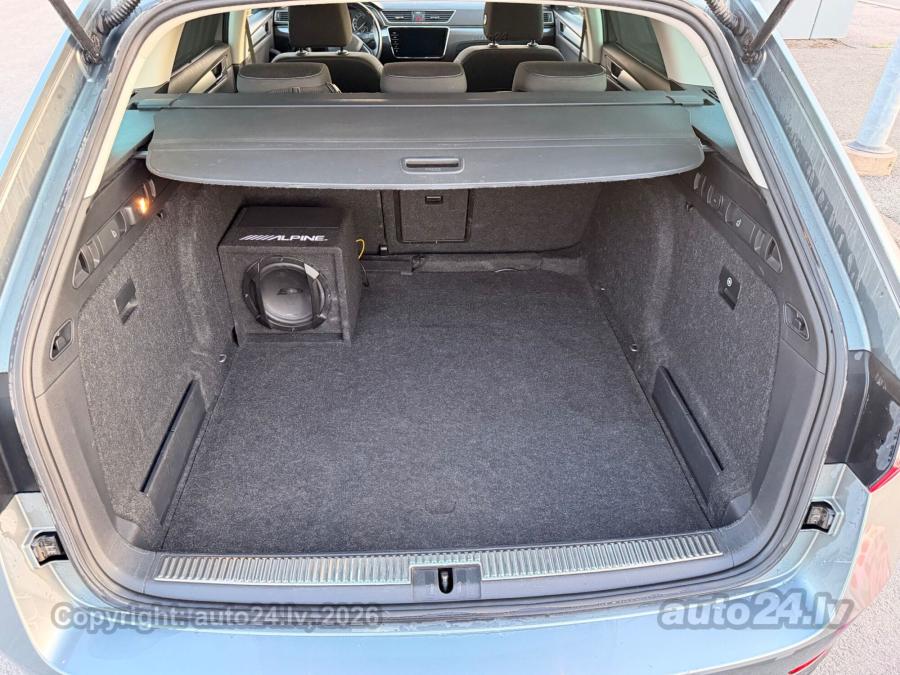 Pelēks Skoda SuperB 2019 Tallina, ar dzinēja tilpumu 1.60 L un nobraukumu 237 tūkst. km par 13500 €, foto 21 vietnē AUTOMOTO.COM.LV