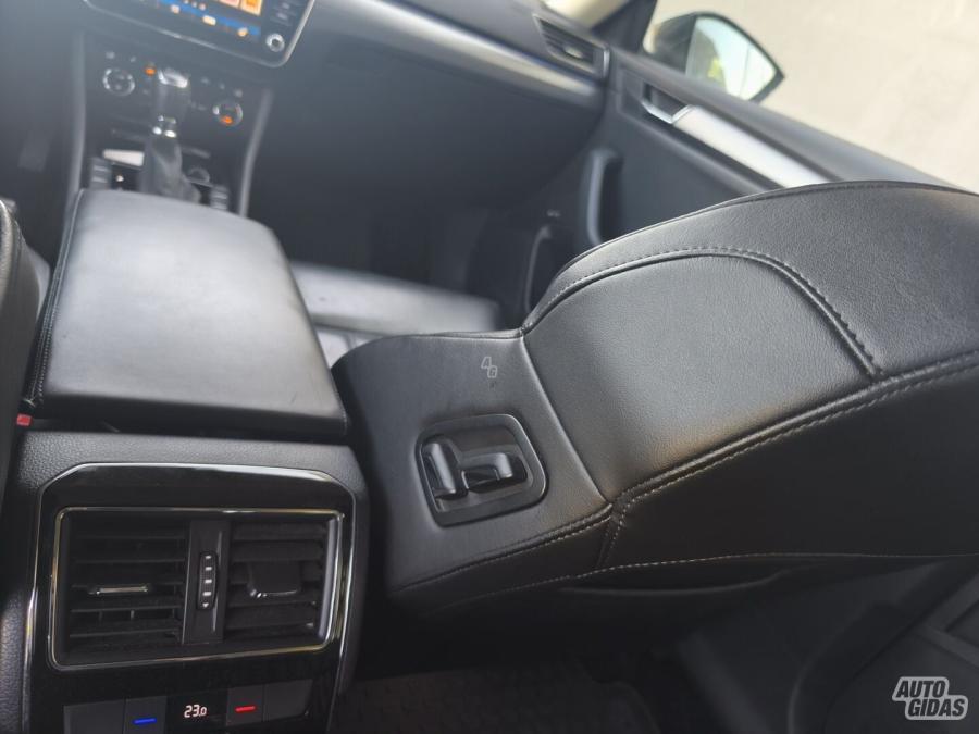 Grey Skoda SuperB 2019 in Jurbarkas, with an engine capacity of 2.00 L and mileage of 255 thousand km for 9300 €, photo 14 on AUTOMOTO.COM.LV
