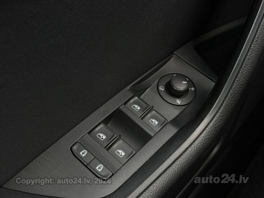 Grey Skoda SuperB 2019 in Parnu, with an engine capacity of 2.00 L and mileage of 113 thousand km for 18900 €, photo 17 on AUTOMOTO.COM.LV