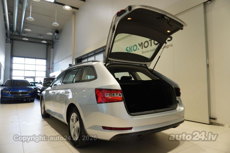 Grey Skoda SuperB 2019 in Tallinn, with an engine capacity of 1.40 L and mileage of 131 thousand km for 13900 €, photo 7 on AUTOMOTO.COM.LV