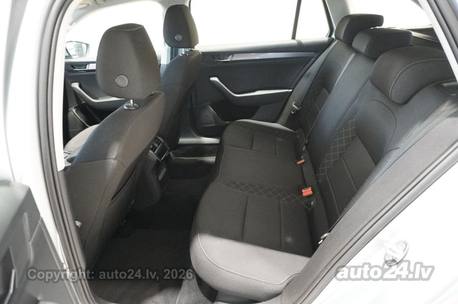 Grey Skoda SuperB 2019 in Tallinn, with an engine capacity of 1.40 L and mileage of 131 thousand km for 13900 €, photo 10 on AUTOMOTO.COM.LV