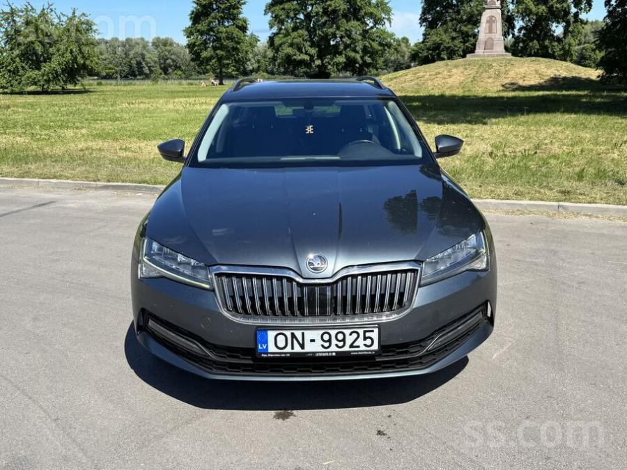 Grey Skoda SuperB 2019 in Riga, with an engine capacity of 2.00 L and mileage of 0 thousand km for 15950 €, photo 3 on AUTOMOTO.COM.LV