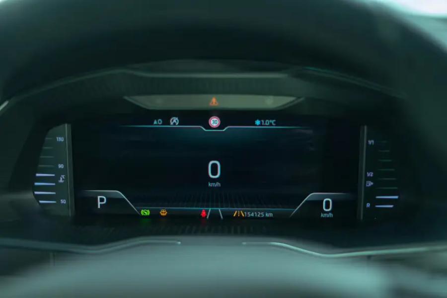 Pelēks Skoda SuperB 2019 Liepāja, ar dzinēja tilpumu 2.00 L un nobraukumu 154 tūkst. km par 18600 €, foto 27 vietnē AUTOMOTO.COM.LV