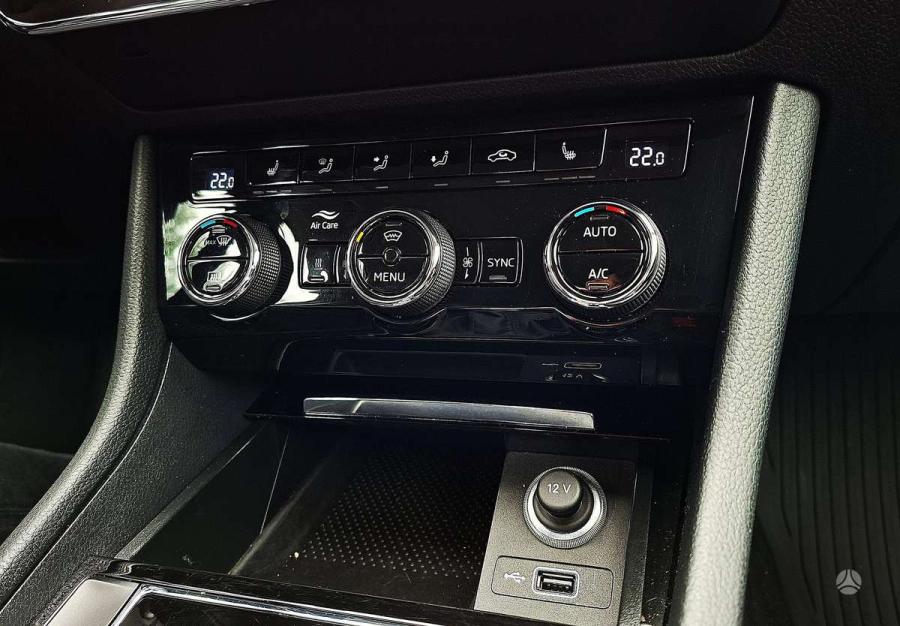 Pelēks Skoda SuperB 2019 Kretinga, ar dzinēja tilpumu 1.97 L un nobraukumu 312 tūkst. km par 11199 €, foto 29 vietnē AUTOMOTO.COM.LV