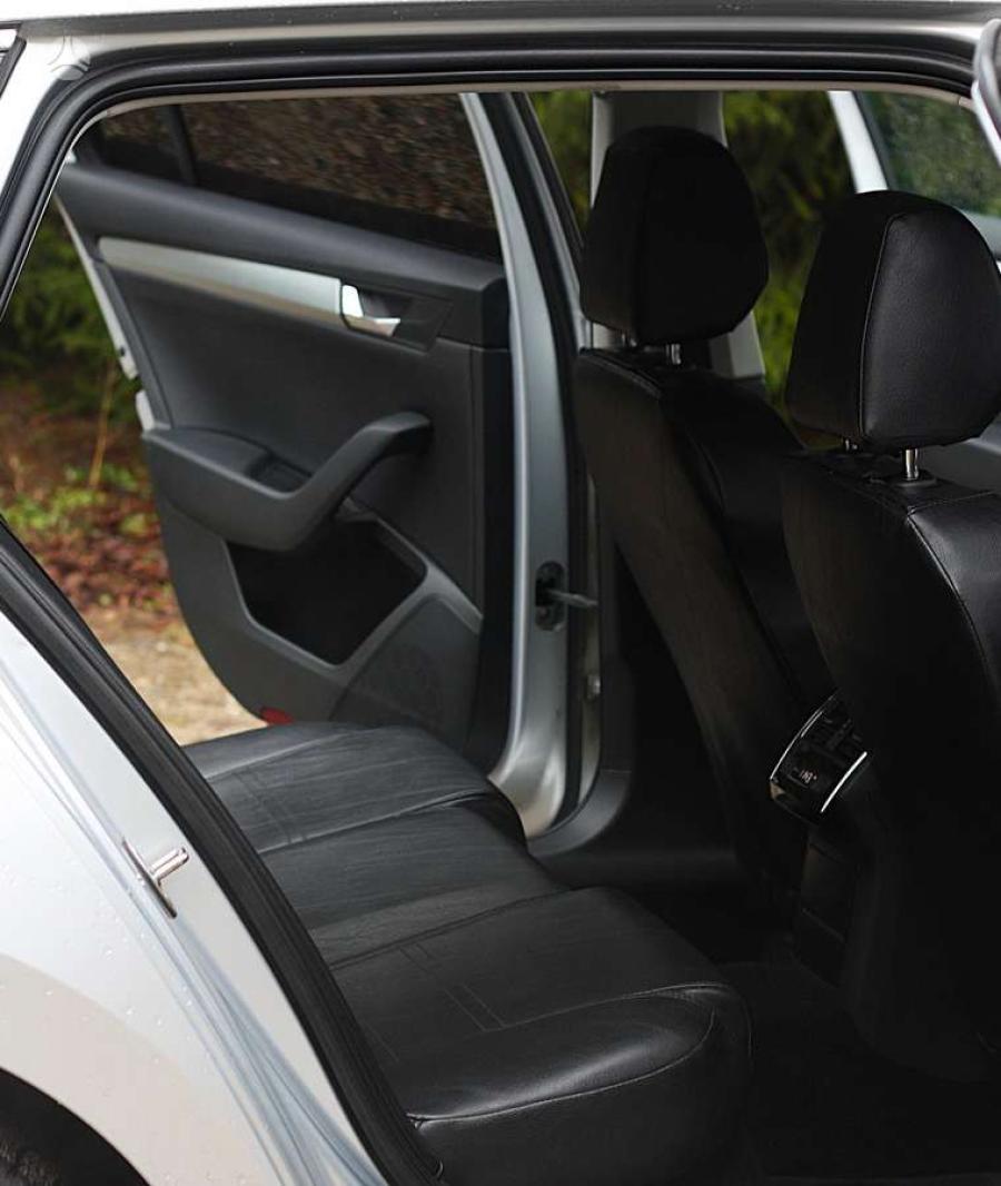 Pelēks Skoda SuperB 2019 Kretinga, ar dzinēja tilpumu 1.97 L un nobraukumu 312 tūkst. km par 11199 €, foto 31 vietnē AUTOMOTO.COM.LV