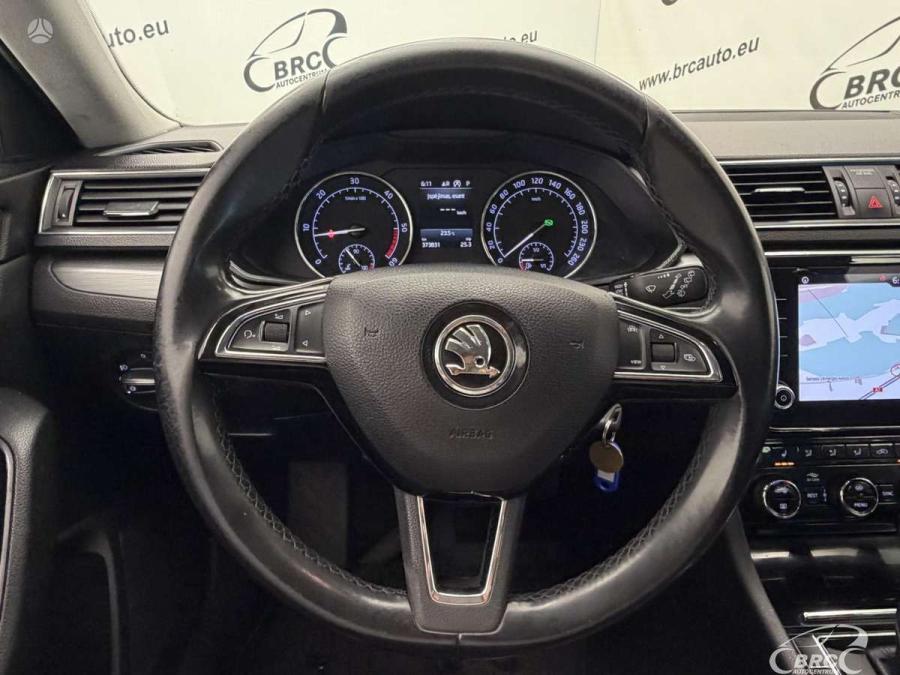 Pelēks Skoda SuperB 2019 Viļņa, ar dzinēja tilpumu 1.97 L un nobraukumu 374 tūkst. km par 9400 €, foto 29 vietnē AUTOMOTO.COM.LV