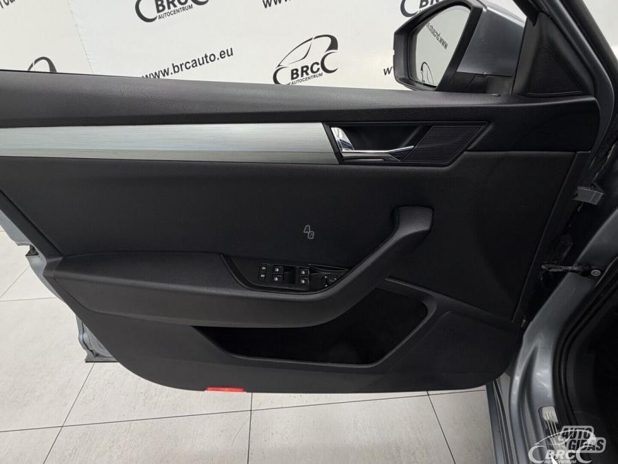 Серый Шкода Суперб 2019 в Авиженяй, объемом двигателя 2.00 л и пробегом 374 тыс. км за 9400 €, фото 20 на AUTOMOTO.COM.LV