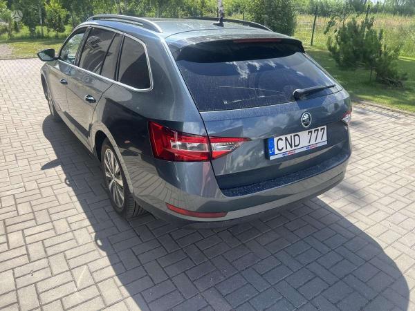 Pelēks Skoda SuperB 2019 Šakiai, ar dzinēja tilpumu 1.97 L un nobraukumu 124 tūkst. km par 14999 €, foto 4 vietnē AUTOMOTO.COM.LV