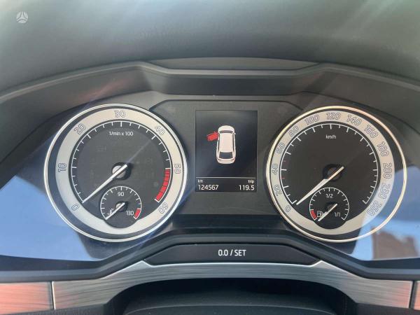 Pelēks Skoda SuperB 2019 Šakiai, ar dzinēja tilpumu 1.97 L un nobraukumu 124 tūkst. km par 14999 €, foto 7 vietnē AUTOMOTO.COM.LV