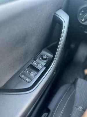 Grey Skoda SuperB 2019 in Klaipeda, with an engine capacity of 1.97 L and mileage of 313 thousand km for 12200 €, photo 19 on AUTOMOTO.COM.LV