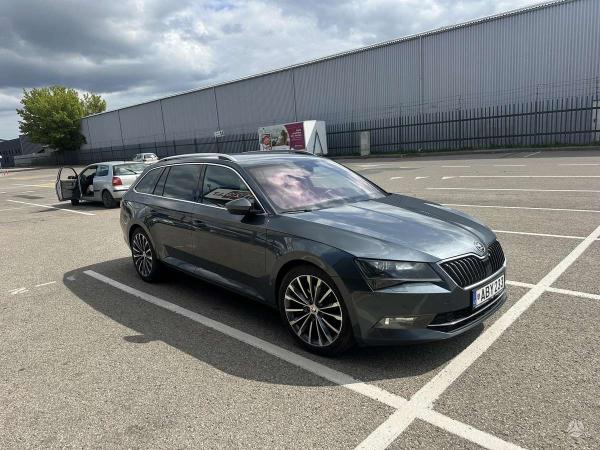 Grey Skoda SuperB 2019 in Kaunas, with an engine capacity of 1.97 L and mileage of 160 thousand km for 19500 €, photo 1 on AUTOMOTO.COM.LV