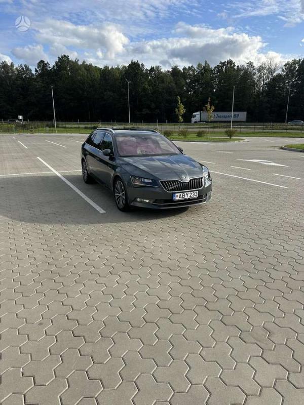 Grey Skoda SuperB 2019 in Kaunas, with an engine capacity of 1.97 L and mileage of 160 thousand km for 19500 €, photo 3 on AUTOMOTO.COM.LV