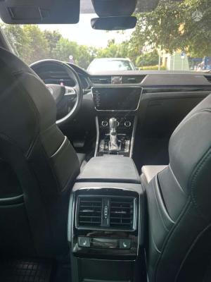 Grey Skoda SuperB 2019 in Kaunas, with an engine capacity of 1.97 L and mileage of 160 thousand km for 19500 €, photo 9 on AUTOMOTO.COM.LV