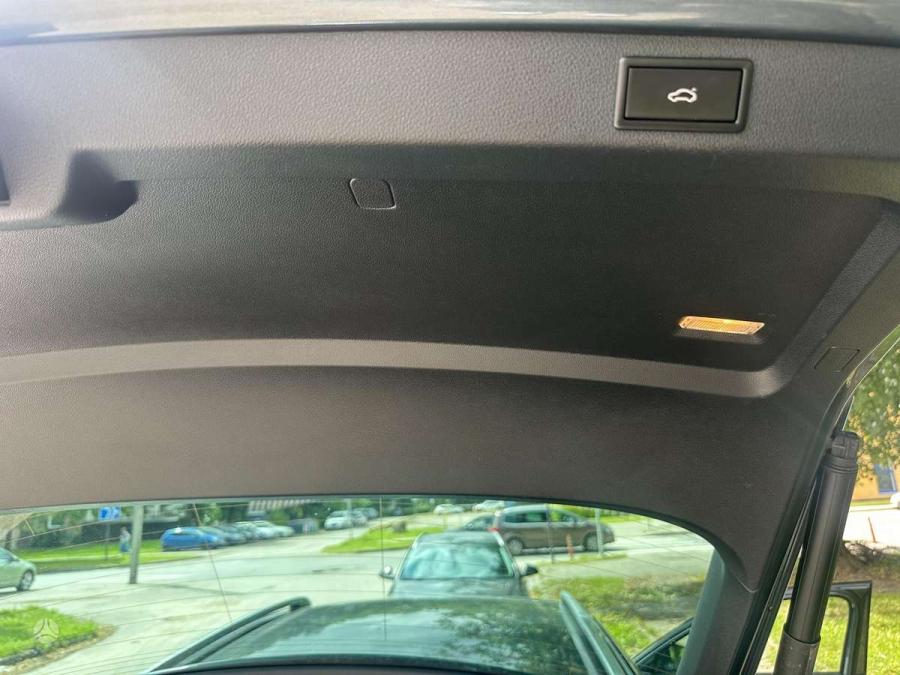 Grey Skoda SuperB 2019 in Kaunas, with an engine capacity of 1.97 L and mileage of 160 thousand km for 19500 €, photo 17 on AUTOMOTO.COM.LV