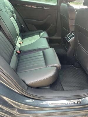 Grey Skoda SuperB 2019 in Kaunas, with an engine capacity of 1.97 L and mileage of 160 thousand km for 19500 €, photo 26 on AUTOMOTO.COM.LV