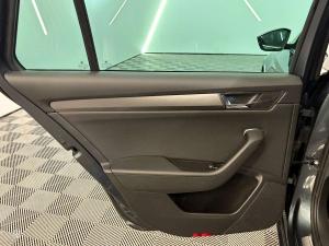 Pelēks Skoda SuperB 2019 Marijampole, ar dzinēja tilpumu 1.97 L un nobraukumu 269 tūkst. km par 15999 €, foto 11 vietnē AUTOMOTO.COM.LV