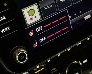 Pelēks Skoda SuperB 2019 Marijampole, ar dzinēja tilpumu 1.97 L un nobraukumu 269 tūkst. km par 15999 €, foto 17 vietnē AUTOMOTO.COM.LV