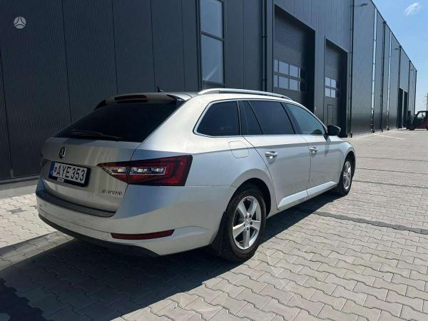 Pelēks Skoda SuperB 2019 Klaipėda, ar dzinēja tilpumu 1.97 L un nobraukumu 322 tūkst. km par 12300 €, foto 4 vietnē AUTOMOTO.COM.LV
