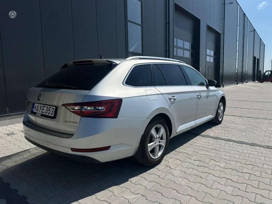 Pelēks Skoda SuperB 2019 Klaipėda, ar dzinēja tilpumu 1.97 L un nobraukumu 322 tūkst. km par 12300 €, foto 5 vietnē AUTOMOTO.COM.LV