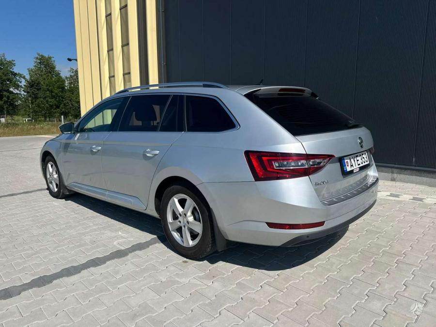 Pelēks Skoda SuperB 2019 Klaipėda, ar dzinēja tilpumu 1.97 L un nobraukumu 322 tūkst. km par 12300 €, foto 14 vietnē AUTOMOTO.COM.LV