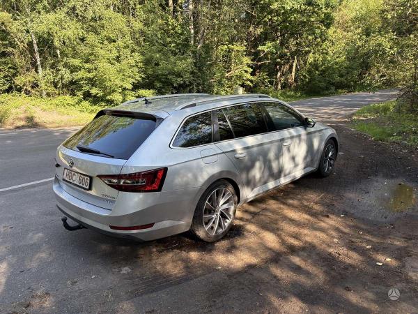 Pelēks Skoda SuperB 2019 Viļņa, ar dzinēja tilpumu 1.97 L un nobraukumu 450 tūkst. km par 11000 €, foto 4 vietnē AUTOMOTO.COM.LV