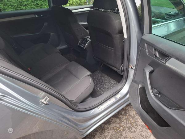 Pelēks Skoda SuperB 2019 Viļņa, ar dzinēja tilpumu 1.60 L un nobraukumu 270 tūkst. km par 9600 €, foto 9 vietnē AUTOMOTO.COM.LV
