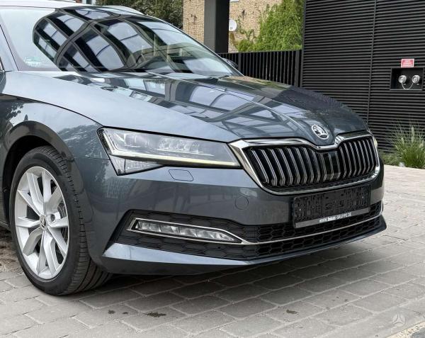 Pelēks Skoda SuperB 2019 Viļņa, ar dzinēja tilpumu 1.97 L un nobraukumu 230 tūkst. km par 14700 €, foto 9 vietnē AUTOMOTO.COM.LV