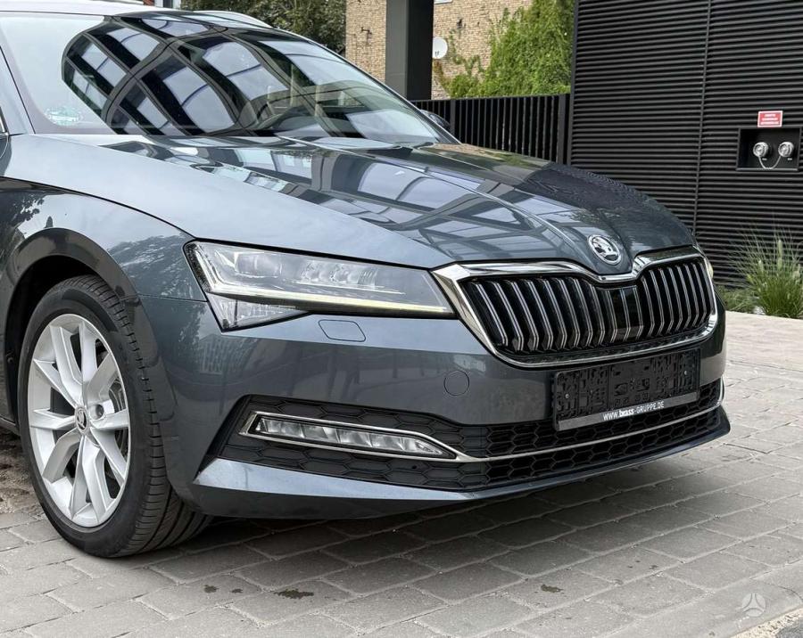 Grey Skoda SuperB 2019 in Vilnius, with an engine capacity of 1.97 L and mileage of 230 thousand km for 14700 €, photo 10 on AUTOMOTO.COM.LV