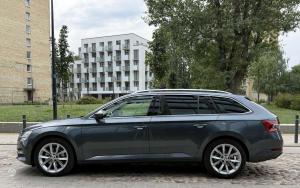 Grey Skoda SuperB 2019 in Vilnius, with an engine capacity of 1.97 L and mileage of 230 thousand km for 14700 €, photo 18 on AUTOMOTO.COM.LV