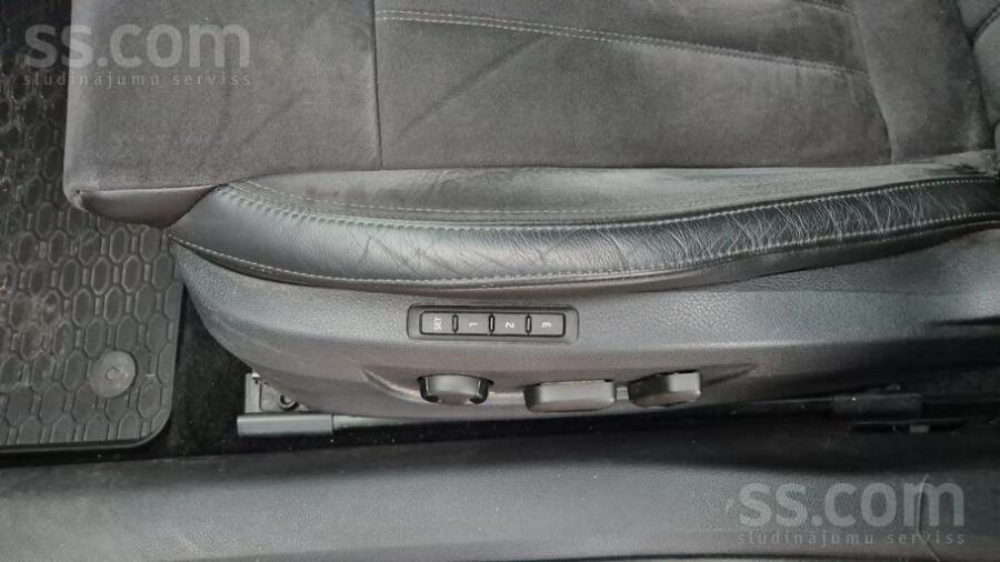 Grey Skoda SuperB 2019 in Riga, with an engine capacity of 2.00 L and mileage of 273 thousand km for 12900 €, photo 8 on AUTOMOTO.COM.LV