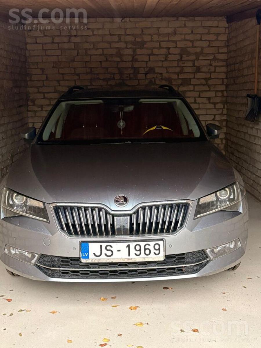 Grey Skoda SuperB 2019 in Bauska, with an engine capacity of 2.00 L and mileage of 220 thousand km for 11999 €, photo 1 on AUTOMOTO.COM.LV
