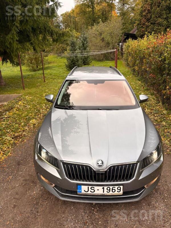 Grey Skoda SuperB 2019 in Bauska, with an engine capacity of 2.00 L and mileage of 220 thousand km for 11999 €, photo 3 on AUTOMOTO.COM.LV