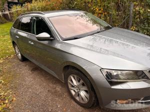 Grey Skoda SuperB 2019 in Bauska, with an engine capacity of 2.00 L and mileage of 220 thousand km for 11999 €, photo 4 on AUTOMOTO.COM.LV