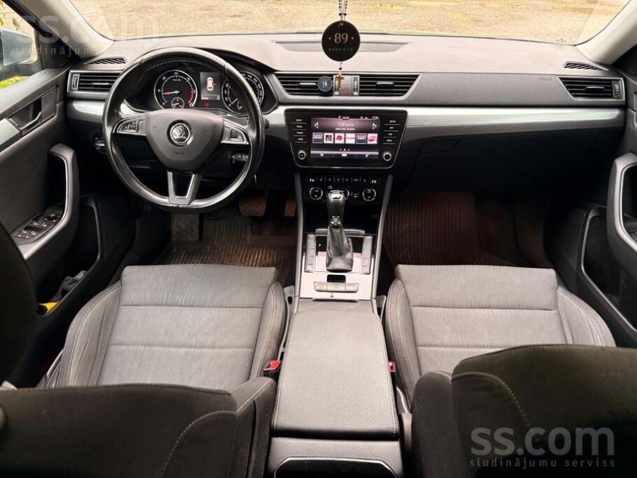 Grey Skoda SuperB 2019 in Bauska, with an engine capacity of 2.00 L and mileage of 220 thousand km for 11999 €, photo 11 on AUTOMOTO.COM.LV