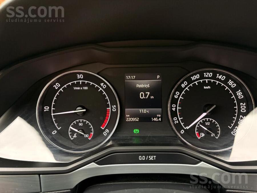 Grey Skoda SuperB 2019 in Bauska, with an engine capacity of 2.00 L and mileage of 220 thousand km for 11999 €, photo 16 on AUTOMOTO.COM.LV