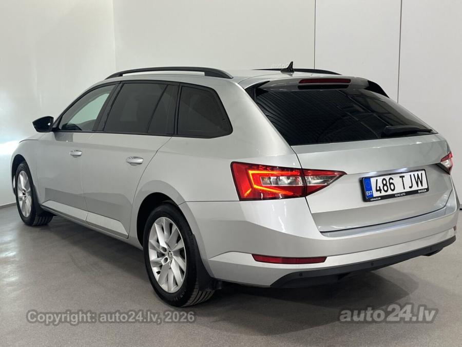 Pelēks Skoda SuperB 2020 Tallina, ar dzinēja tilpumu 2.00 L un nobraukumu 249 tūkst. km par 12900 €, foto 5 vietnē AUTOMOTO.COM.LV