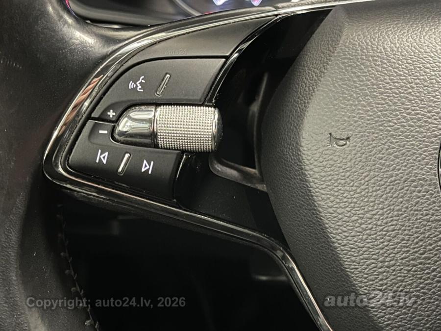 Pelēks Skoda SuperB 2020 Tallina, ar dzinēja tilpumu 2.00 L un nobraukumu 250 tūkst. km par 12900 €, foto 13 vietnē AUTOMOTO.COM.LV