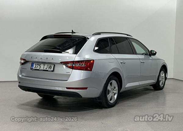 Grey Skoda SuperB 2020 in Tallinn, with an engine capacity of 2.00 L and mileage of 250 thousand km for 12900 €, photo 2 on AUTOMOTO.COM.LV