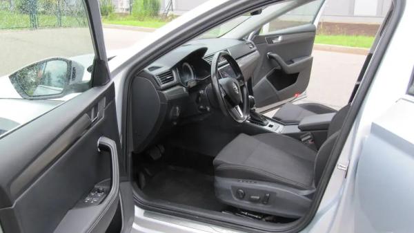 Grey Skoda SuperB 2020 in Riga, with an engine capacity of 1.60 L and mileage of 257 thousand km for 16950 €, photo 2 on AUTOMOTO.COM.LV