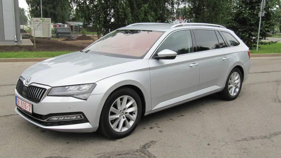 Grey Skoda SuperB 2020 in Riga, with an engine capacity of 1.60 L and mileage of 257 thousand km for 16950 €, photo 17 on AUTOMOTO.COM.LV