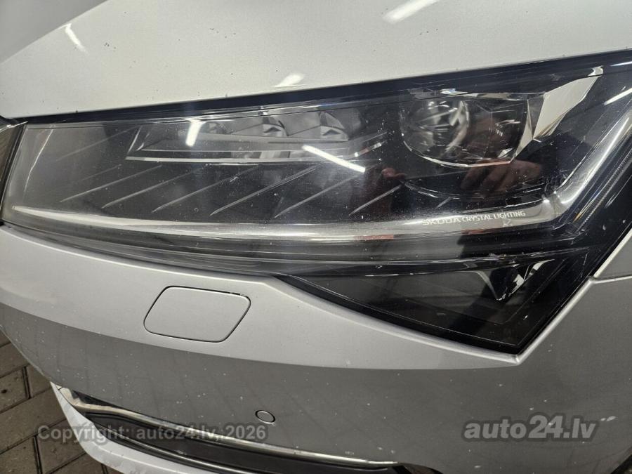 Pelēks Skoda SuperB 2020 Tartu, ar dzinēja tilpumu 2.00 L un nobraukumu 153 tūkst. km par 23000 €, foto 18 vietnē AUTOMOTO.COM.LV
