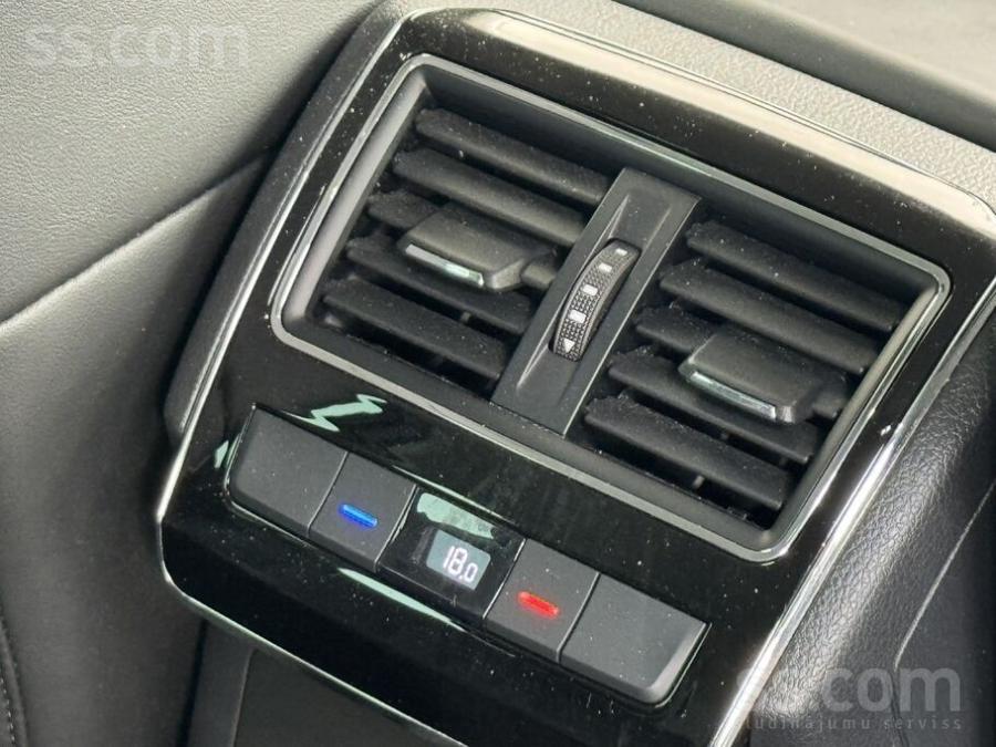 Grey Skoda SuperB 2020 in Riga, with an engine capacity of 2.00 L and mileage of 256 thousand km for 15488 €, photo 12 on AUTOMOTO.COM.LV