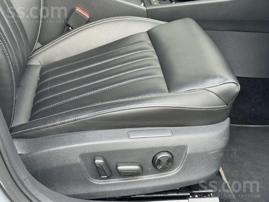 Grey Skoda SuperB 2020 in Riga, with an engine capacity of 2.00 L and mileage of 256 thousand km for 15488 €, photo 14 on AUTOMOTO.COM.LV