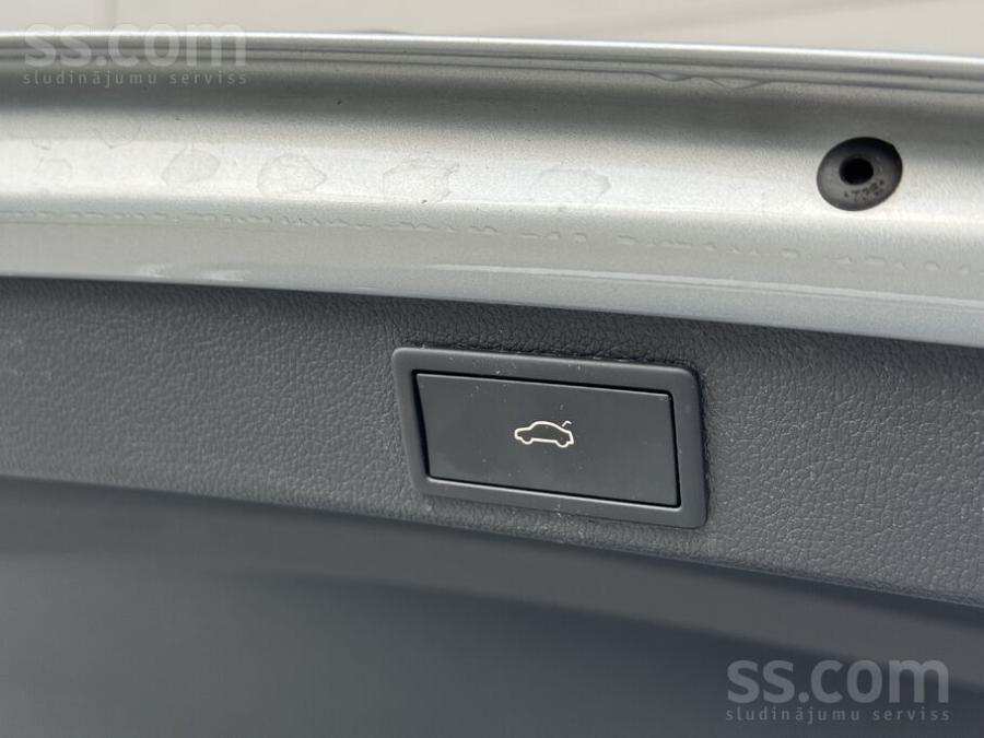 Grey Skoda SuperB 2020 in Riga, with an engine capacity of 2.00 L and mileage of 256 thousand km for 15488 €, photo 17 on AUTOMOTO.COM.LV