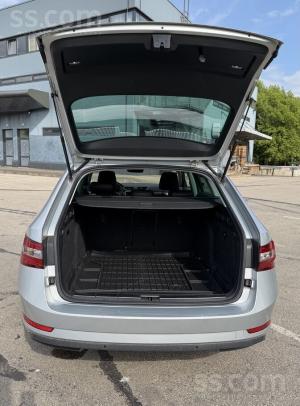 Pelēks Skoda SuperB 2020 Rīga, ar dzinēja tilpumu 1.50 L un nobraukumu 171 tūkst. km par 16700 €, foto 5 vietnē AUTOMOTO.COM.LV