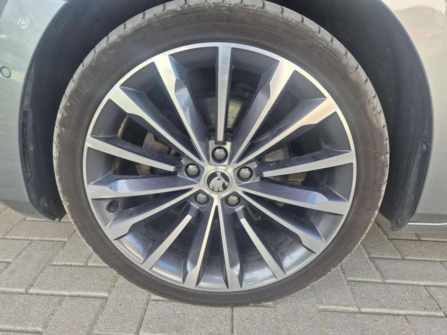 Pelēks Skoda SuperB 2020 Klaipėda, ar dzinēja tilpumu 1.40 L un nobraukumu 174 tūkst. km par 18800 €, foto 22 vietnē AUTOMOTO.COM.LV
