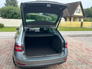 Grey Skoda SuperB 2020 in Tallinn, with an engine capacity of 2.00 L and mileage of 154 thousand km for 19900 €, photo 8 on AUTOMOTO.COM.LV