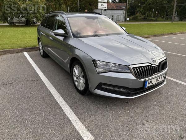 Grey Skoda SuperB 2020 in Riga, with an engine capacity of 2.00 L and mileage of 140 thousand km for 18200 €, photo 5 on AUTOMOTO.COM.LV